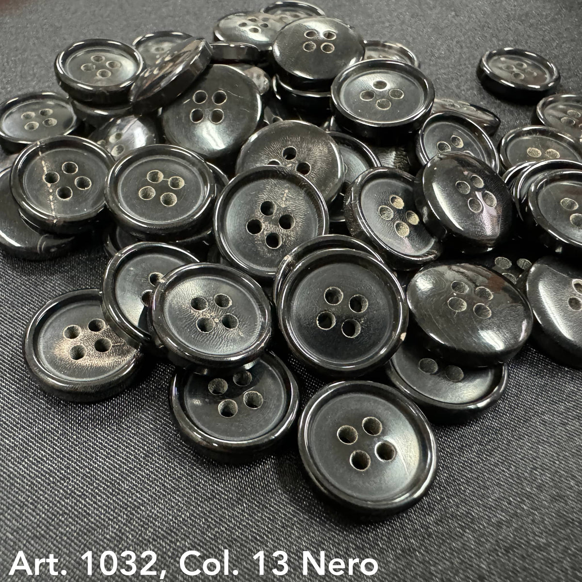 Horn Buttons | Buy Online Retail & Wholesale | Buttonology ...